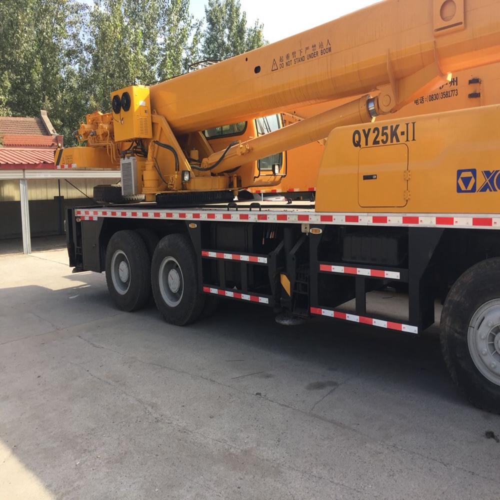 Used XCMG QY25K-II Mobile Crane 25 ton, MACHMALL